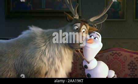 Gefroren II (aka FROZEN 2), von links: junge Anna (Stimme: Hadley ...