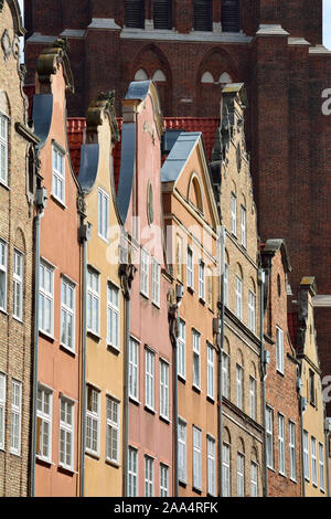 Polen, Danzig, Hanse Häuser auf der Mottlau Stockfotografie - Alamy