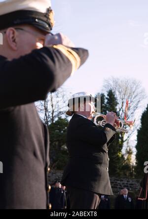 Gedenkgottesdienst am Helensburgh war Memorial mit Dom Ind aus St ...