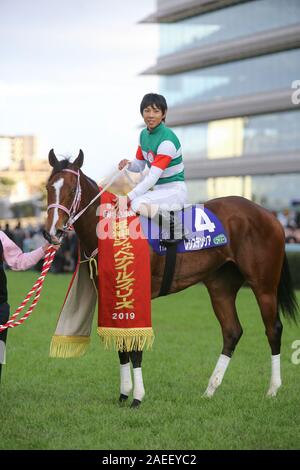 Kobe, Japan. 8 Dez, 2019. Resistencia (Yuichi Kitamura) Pferderennen ...