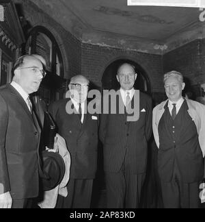 Ankunft des belgischen Premierministers Harmel und des Ministers Spaak ...
