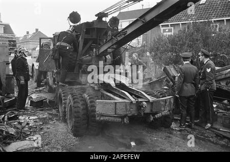 Kraftstofftank des Schleppers explodiert bei der Brandbekämpfung ...