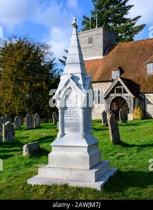 Das Grab von Florence Nightingale in St Margaret Church in East Wellow ...