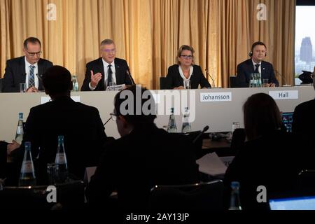 Von links: Peter STOPFER, Konzernsprecher, Leiter Corporate ...