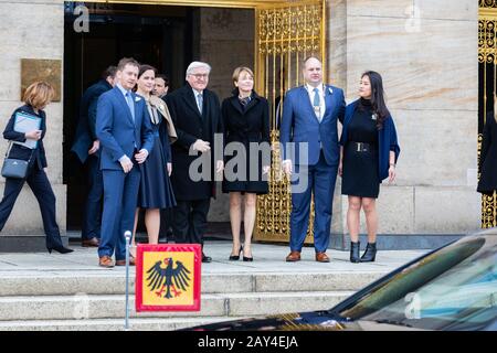 Michael Kretschmer, Frank-Walter Steinmeier und Octavian Ursu beim ...