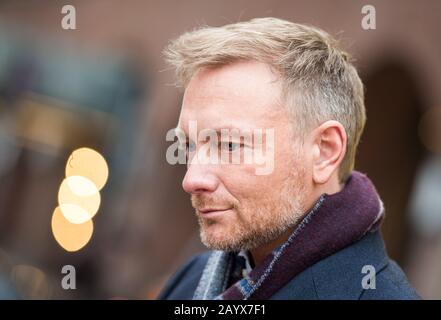 Hamburg, Deutschland. Februar 2020. Die Schauspieler Jannis Niewöhner ...