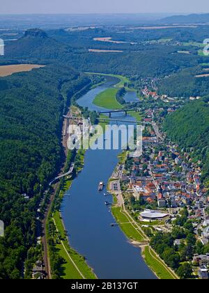 Blick von Lilienstein auf Elbe, Elbtal, Elbsandsteingebirge ...