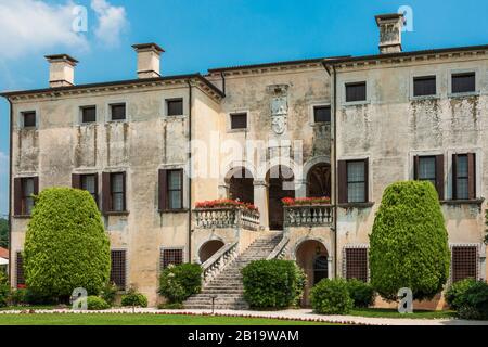 Veneto - Lugo di Vicenza (Vicenza), Villa Godi Malinverni. Der ...