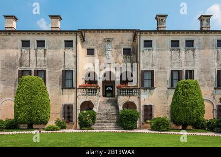 Veneto - Lugo di Vicenza (Vicenza), Villa Godi Malinverni. Der ...