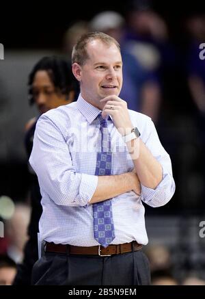 North Carolina Asheville head coach Mike Morrell reacts during the ...