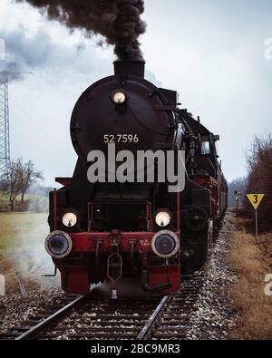 Dampfzug der Schwäbischen Alb-Eisenbahn-Gesellschaft mit der Dampflok ...