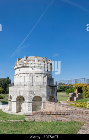 Das Mausoleum des Theoderich (Mausoleo di Teodorico), Ravenna, Italien ...