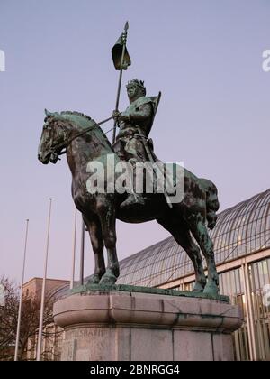 München, Reiterstatue von Otto von Wittelsbach vor dem Bayerischen Staat Stockfotografie - Alamy