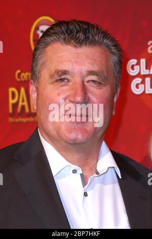 Bruno F. Apitz,Uraufführung von Cornelia Polettos Palazzo im ...