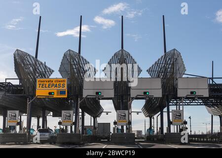 Italienische Maut Straße Turnpike Autostrada Italien Autos ...