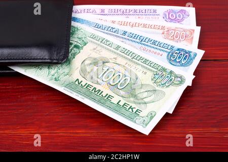 Alte albanische Leke in der schwarzen Mappe Stockfotografie - Alamy