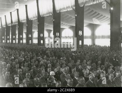 Bilder vom NSDAP-Kongress 1933 in Nürnberg - Parteitag Heinrich ...
