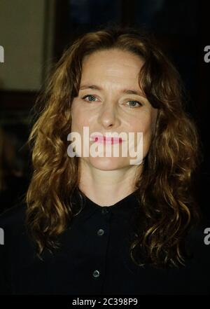 Halle, Deutschland. Juni 2020. Regisseur Carlos A. Morelli (l ...