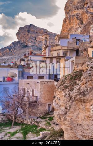 Malula (Maalula) Dorf mit dem Kloster Mar Sarkis (St. Sergius) auf ...
