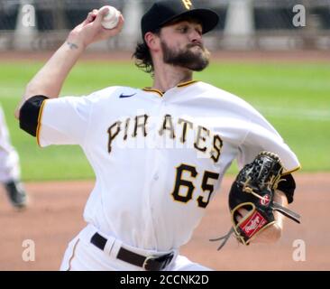 Pittsburgh, Usa. August 2023. Andrew McCutchen (22), der von den ...