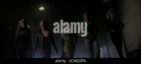 London. Joanne Whalley (Mitte) mit Jenny Wright, Nell Campbell, Emma ...