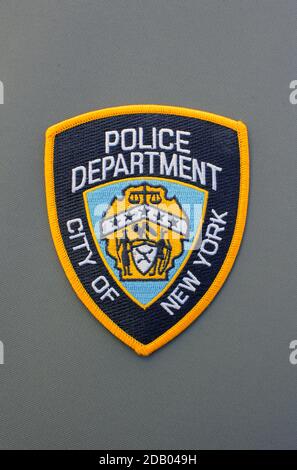 NYPD Police Officer Schulter Kamm Abzeichen New York City USA Stockfotografie - Alamy