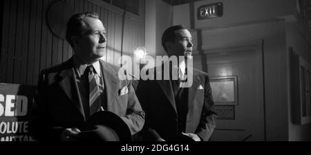 MANK, von links: Gary Oldman als Herman Mankiewicz, Tom Pelphrey als ...