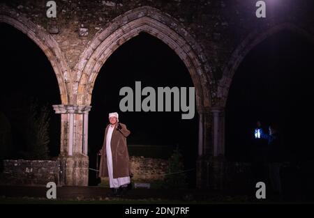 Ein Schauspieler der Londoner Touring Players nimmt an einer ...