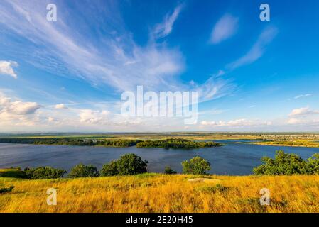 Blick auf Steppe und oberen Bereich Fluss Don in Russland ...