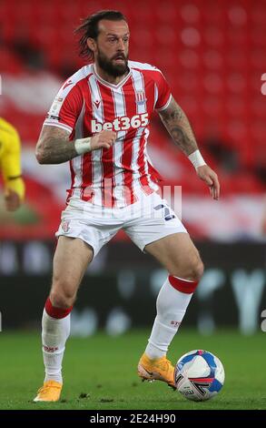 Steven Fletcher von Stoke City während des Sky Bet Championship-Spiels ...