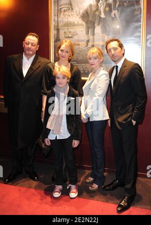 Jean Reno kommt zur Premiere von "La Rafle", die am 8. März 2010 im ...