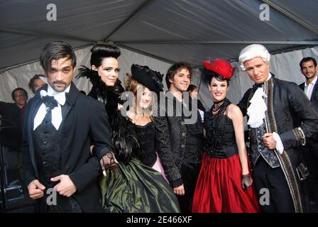 Florent Mothe (Opera Rock Mozart) und Mickelangelo Loconte (Opera Rock ...