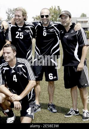 Jason Statham "Fußball für die Überlebenden" Promi-Fußballspiel ...