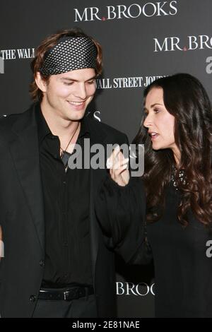 Demi Moore, ihr Freund Ashton Kutcher und ihre Tochter Tallulah Belle ...