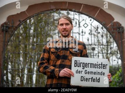 Dierfeld, Deutschland. Februar 2021, 05th. Bürgermeister Roderich von ...