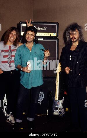 Phil 'Philthy Animal' Taylor, Michael 'Wurzel' Burston und Phil 'Wizzo' Campbell von Motorhead ...