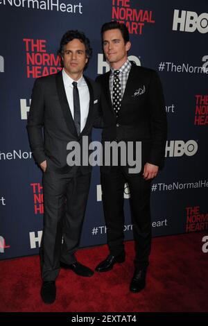 L-R: Mark Ruffalo, Matt Bomer bei der Premiere von HBO Films The Normal ...