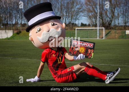 Das Bild zeigt die Präsentation des NEUEN mascotte RED für die ...