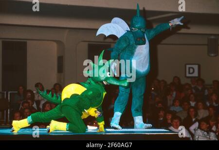 Tabaluga und sein Vater bei der Premiere vom Musical 'Tabaluga und ...