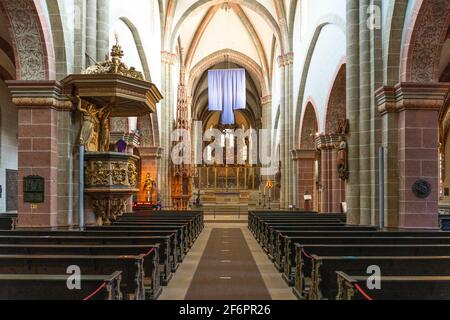 Innenraum des Fritzlarer Dom St. Peter, Fritzlar, Schwalm-Eder-Kreis ...