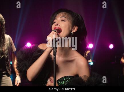 SELENA: DIE SERIE, (aka SELENA: LA SERIE), von links: Jesse Posey als ...