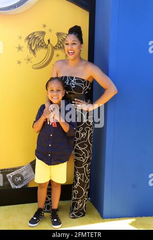 LOS ANGELES - JUN 24: Cree Taylor Hardrict, Tia Mowry-Hardrict bei der ...