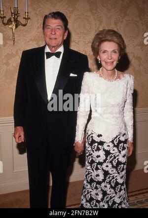 Ronald Reagan und Nancy Reagan Mai 1990 Quelle: Ralph Dominguez ...
