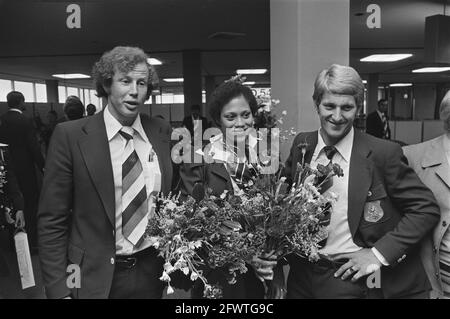 Olympisches Team zurück aus Montreal, Jos Hermens nach der Ankunft, 3 ...