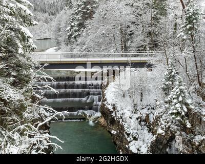 Der Blick auf den Wasserfall Lechfall im Winter. Füssen. Deutschland ...
