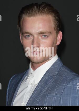 McCabe Slye kommt bei der PREMIERE DER FEAR STREET-TRILOGIE an, die am ...