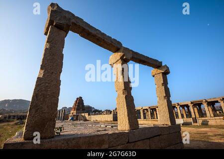 Aalte Basar Street Group Denkmäler in Hampi war das Zentrum des Hindu ...