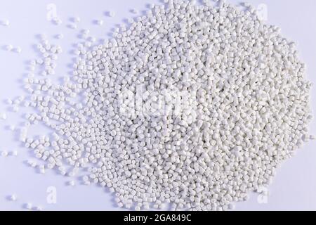 HDPE. Transparente PE-Granulat. Kunststoffgranulat. Kunststoff Rohstoff ...