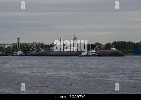 Juli 2021 - Severodwinsk. Das Atom-U-Boot „Belgorod“. Das größte U-Boot ...
