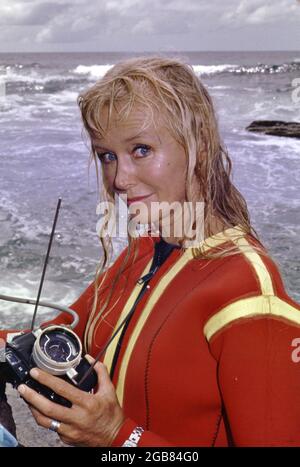 SPIEL MIT HAIEN: DIE GESCHICHTE VON VALERIE TAYLOR, Valerie Taylor ...